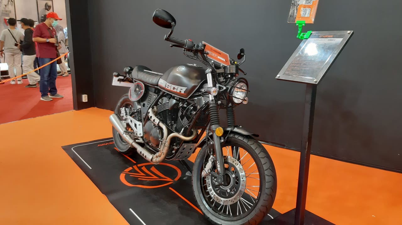 Keeway SCR 250V, Motor Bergaya Scrambler Bermesin V-Twin