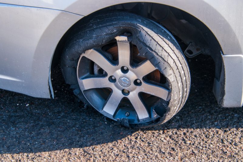 Kenali Tanda Velg Mobil Rusak, Jangan Biarkan Lebih Parah