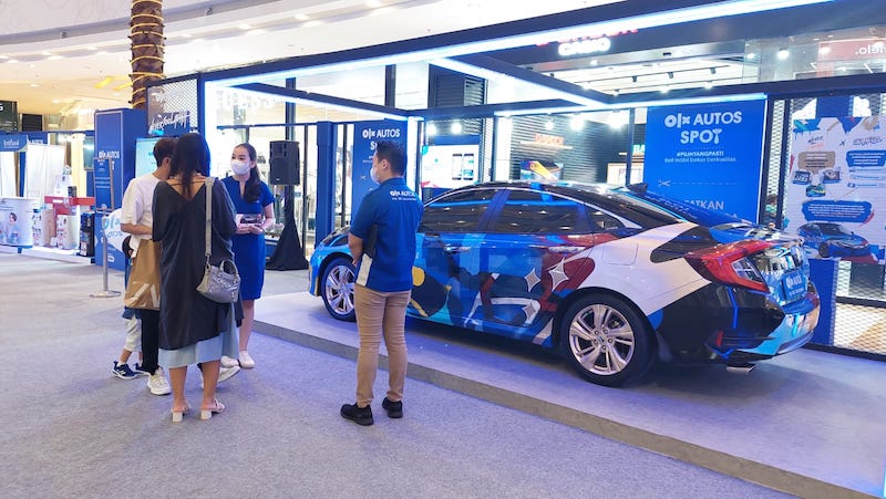 OLX Autos Spot Sapa Pengunjung Mall Bintaro Exchange