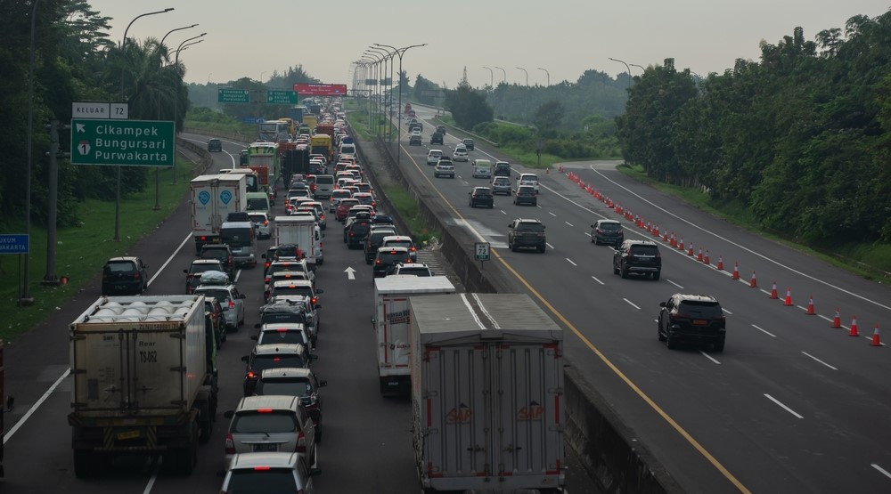 Jalur Alternatif Saat One Way Kalingkung-Jakarta