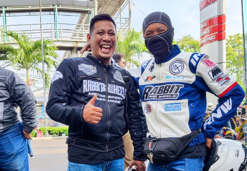 Kolaborasi Industri Otomotif Kreatif di Jaket RNW JRP Series