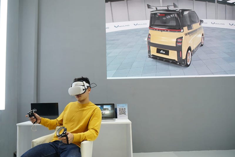 Dua Model Modifikasi Wuling Air ev 'Mejeng' di IIMS 2023