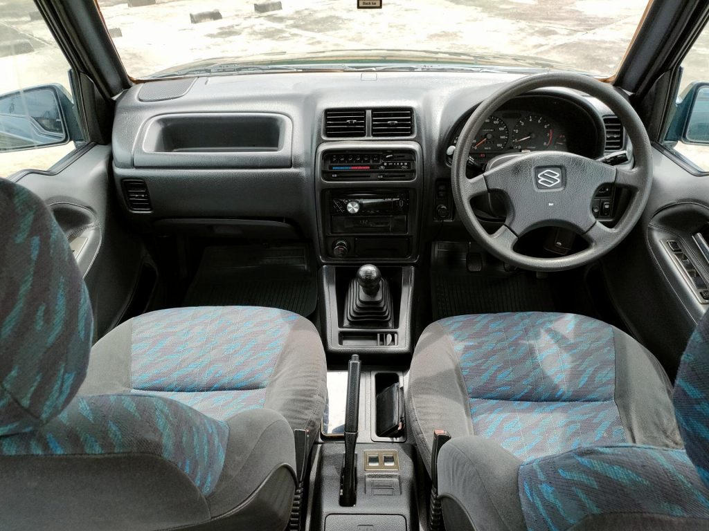 Spesifikasi & Harga Suzuki Escudo, SUV Tangguh Tak Lekang Waktu
