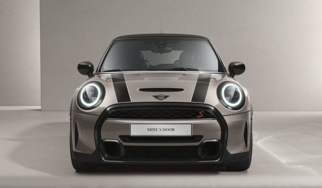 Daftar Harga Mini Cooper dan Spesifikasi Lengkapnya