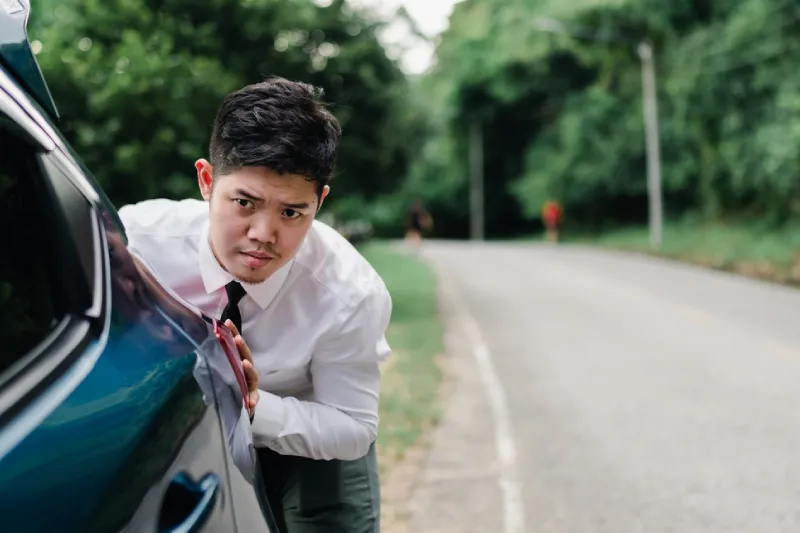 Cara Dorong Mobil Manual yang Tidak Bisa Distarter - OLX News