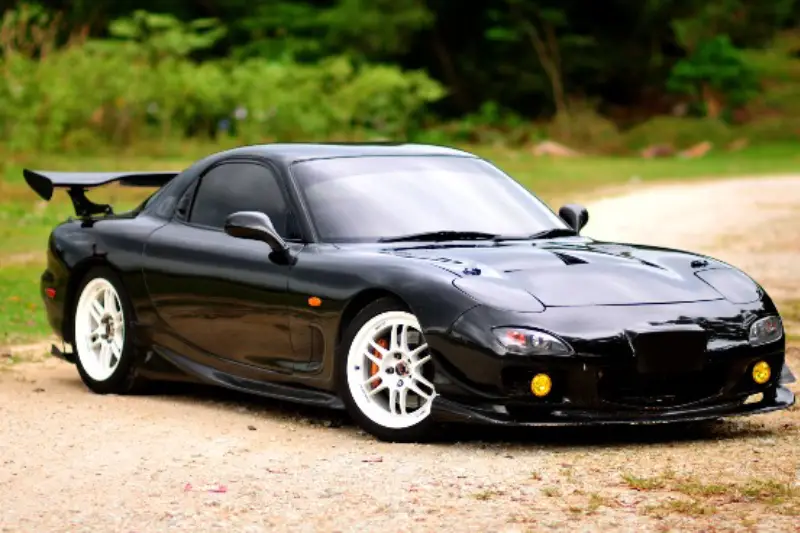 Mengenal Mazda RX-7, Mobil Legendaris Bermesin Rotary - OLX News