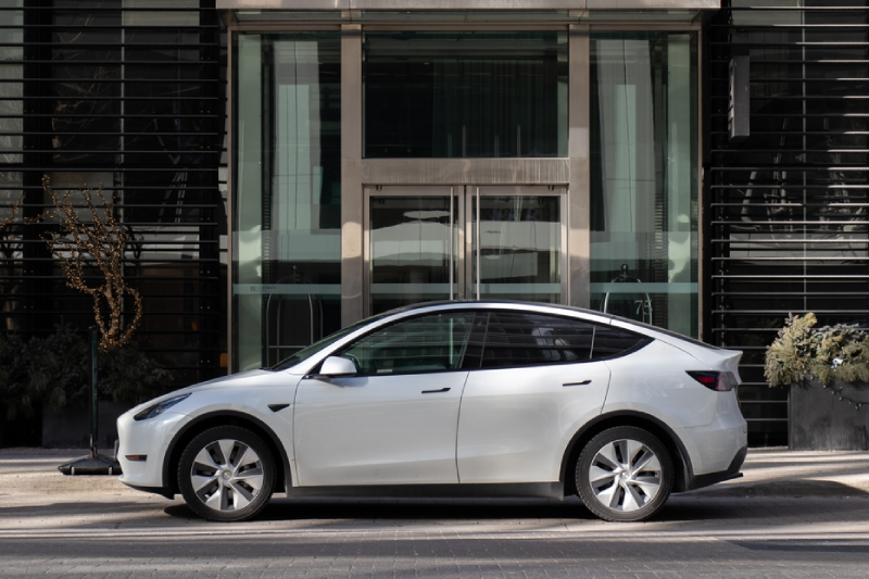 Ini Deretan Mobil Tesla yang Hadir di Indonesia - OLX News