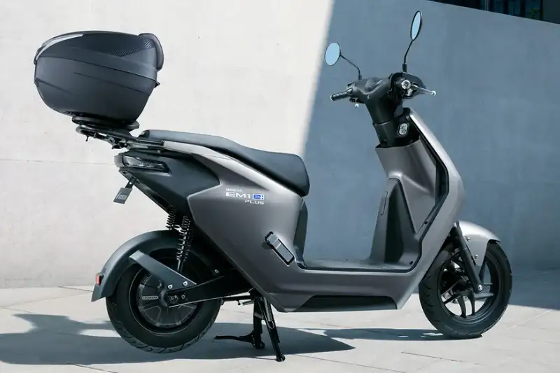 Battle Motor Listrik: Honda EM1 e: atau Yamaha Neo’s - OLX News