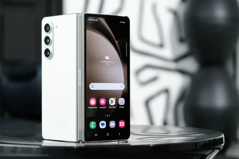 Cocok Buat Gaming, Ini Rekomendasi HP dengan RAM Besar - OLX News