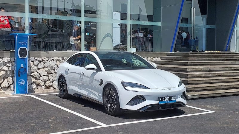 BYD Haka Auto Showroom Cibubur Resmi Beroperasi - OLX News