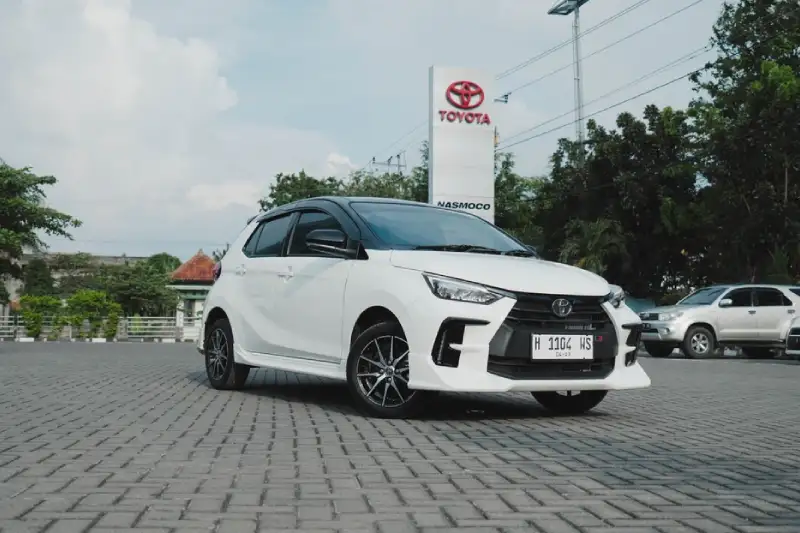 10 Rekomendasi Mobil Kecil Bekas, Sat Set Ketika di Jalanan - OLX News