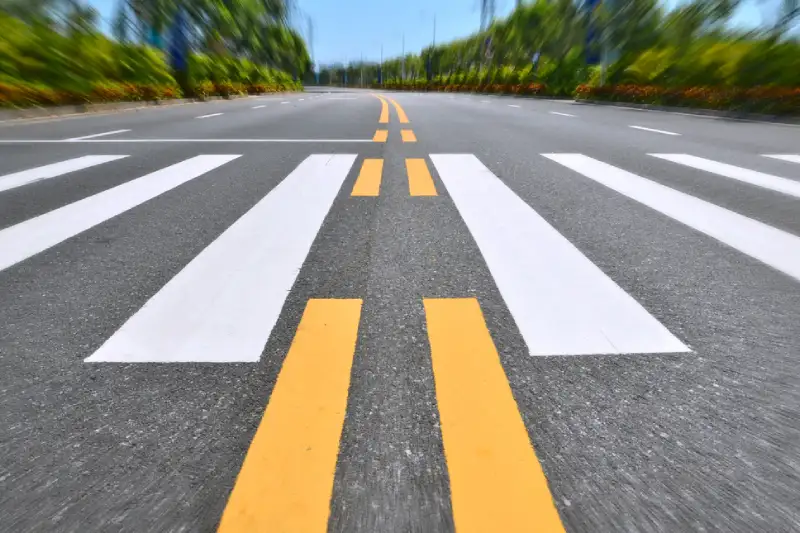 Perbedaan Marka Jalan dan Rambu Lalu Lintas yang Jarang Diketahui - OLX ...