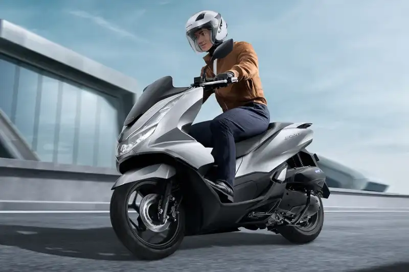 Harga Kredit Motor PCX Terbaru Lengkap dengan Skema DP - OLX News