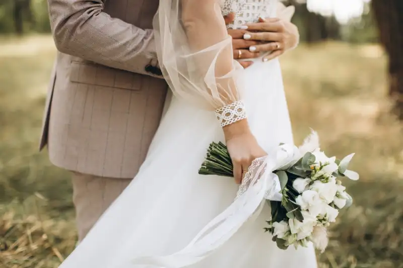 15 Ucapan Happy Wedding dalam Bahasa Inggris untuk Kerabat - OLX News