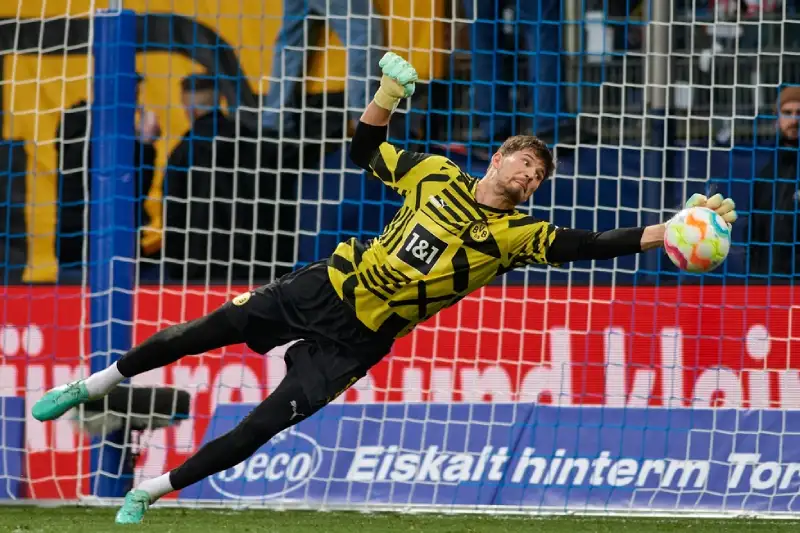 Ini Daftar 7 Kiper Terbaik di Dunia, Ada Siapa Saja? - OLX News