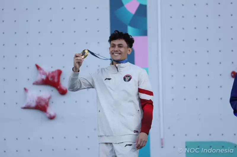 Profil Veddriq Leonardo, Peraih Emas Pertama Indonesia di Olimpiade Paris 2024 - OLX News