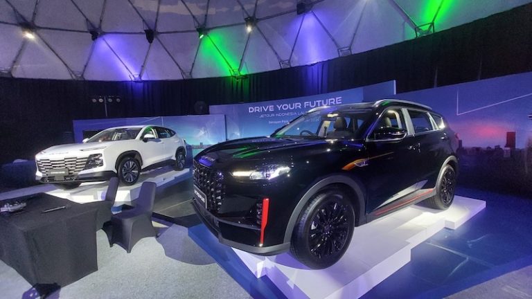 Showroom JETOUR Perdana Hadir di Pluit - OLX News