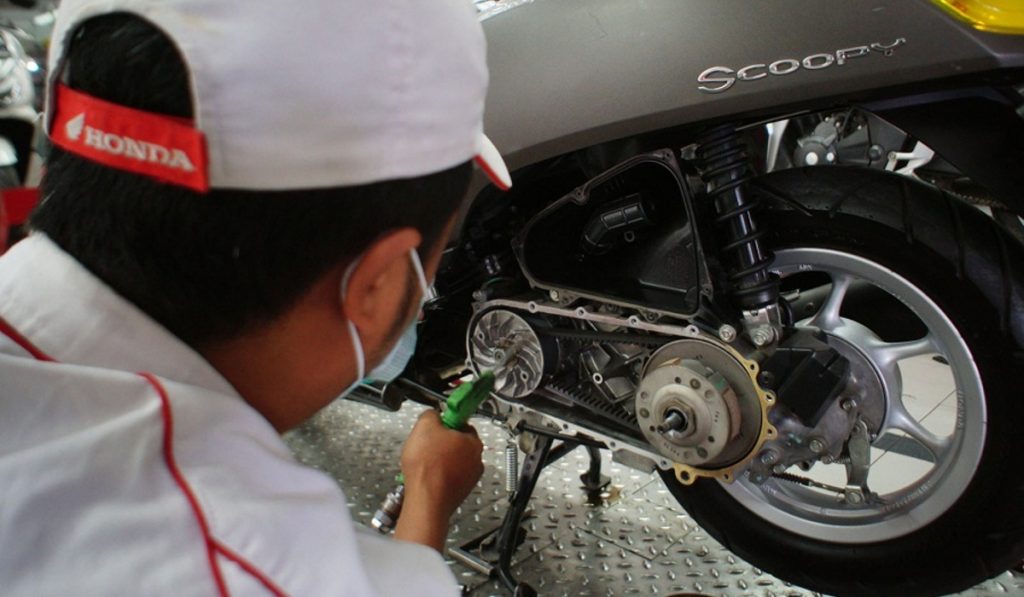 Mengenal 12 Komponen CVT Motor Matic - OLX News