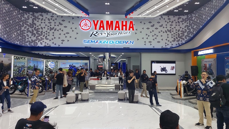 Wujud Komitmen Layanan Premium, Yamaha Flagship Shop Bandung Diresmikan ...