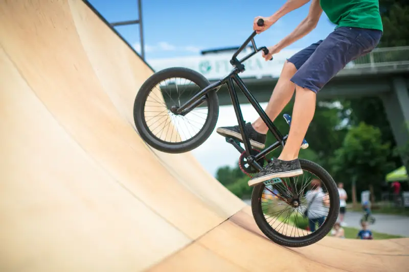 Daftar Harga Sepeda BMX Terbaru 2025: Mulai dari Freestyle Level hingga ...